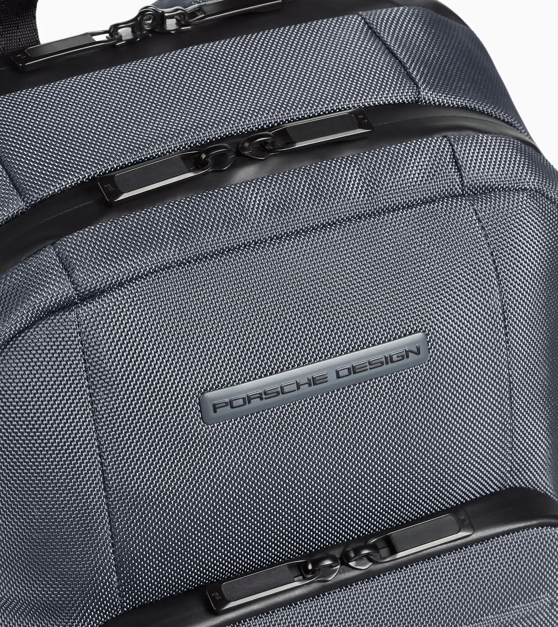 Roadster Pro Backpack M1 | PORSCHE SHOP